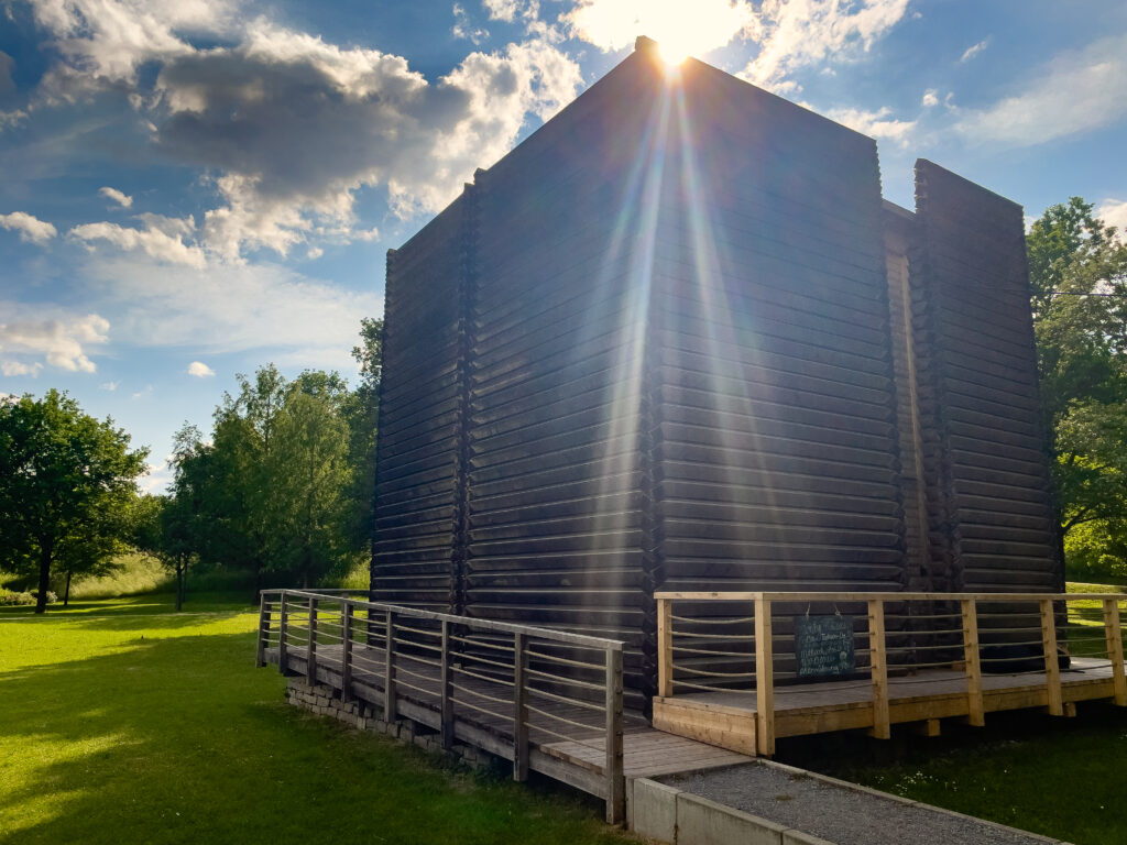 Handpan im Raum der Stille Deggendorf | Website Daniel Eder